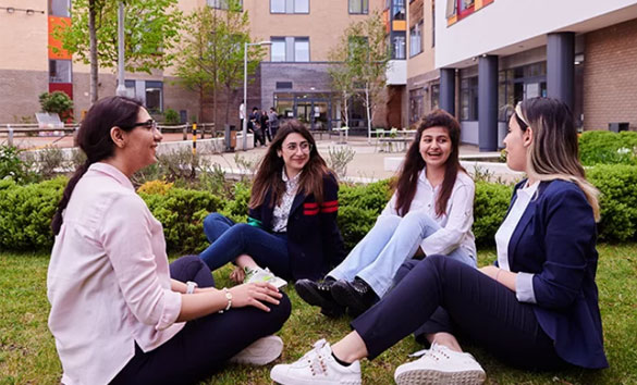 What makes a good Foundation Course? - UK Education Guide